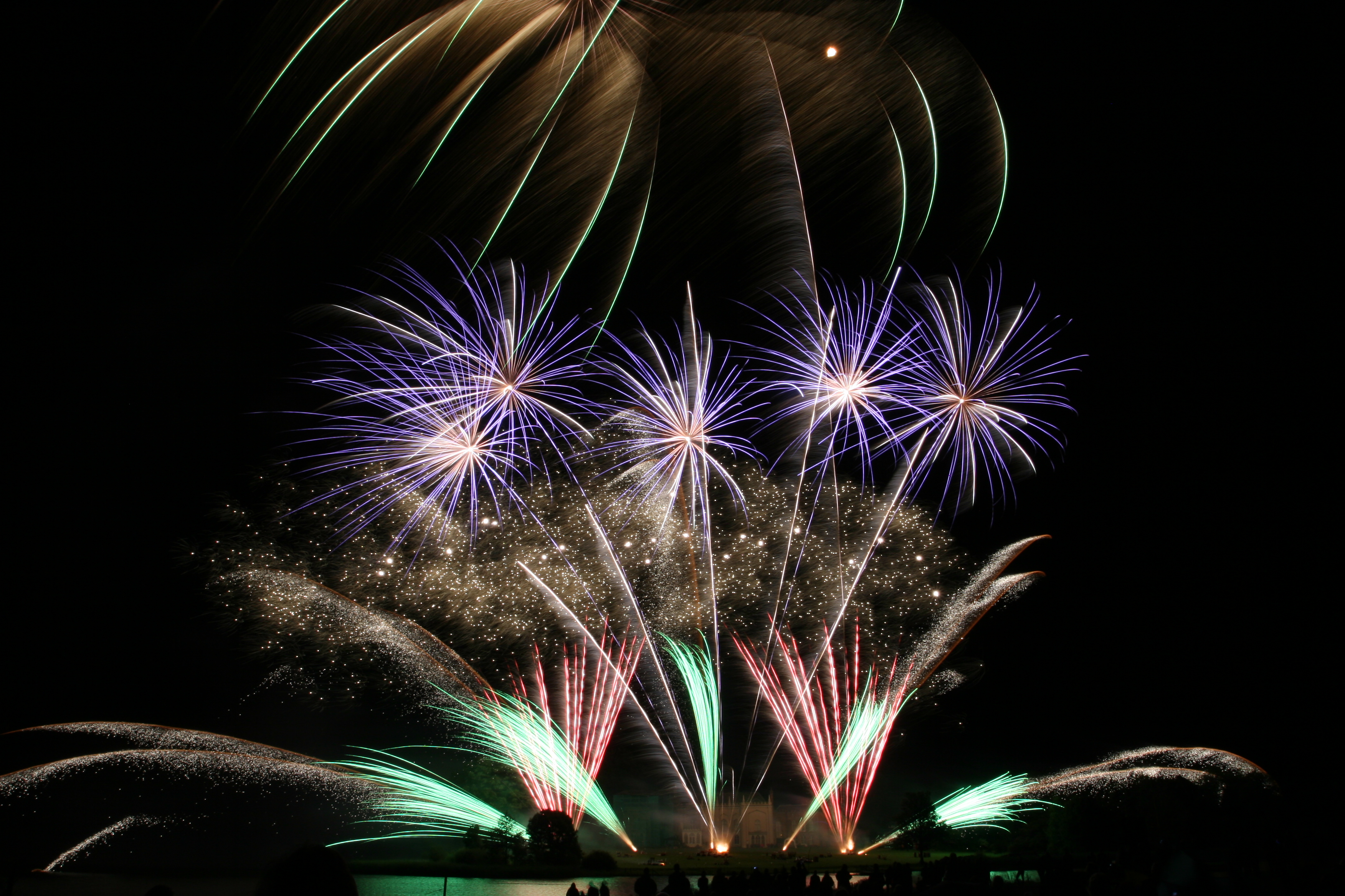 Fireworks – www.ragley-fireworks.co.uk